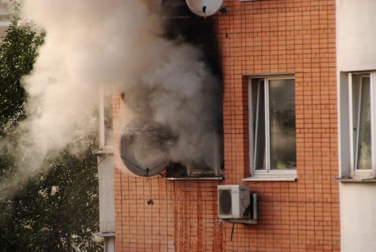 How Smoke Spreads in Building Fires: The 6 Key Factors - NoonFire Blog